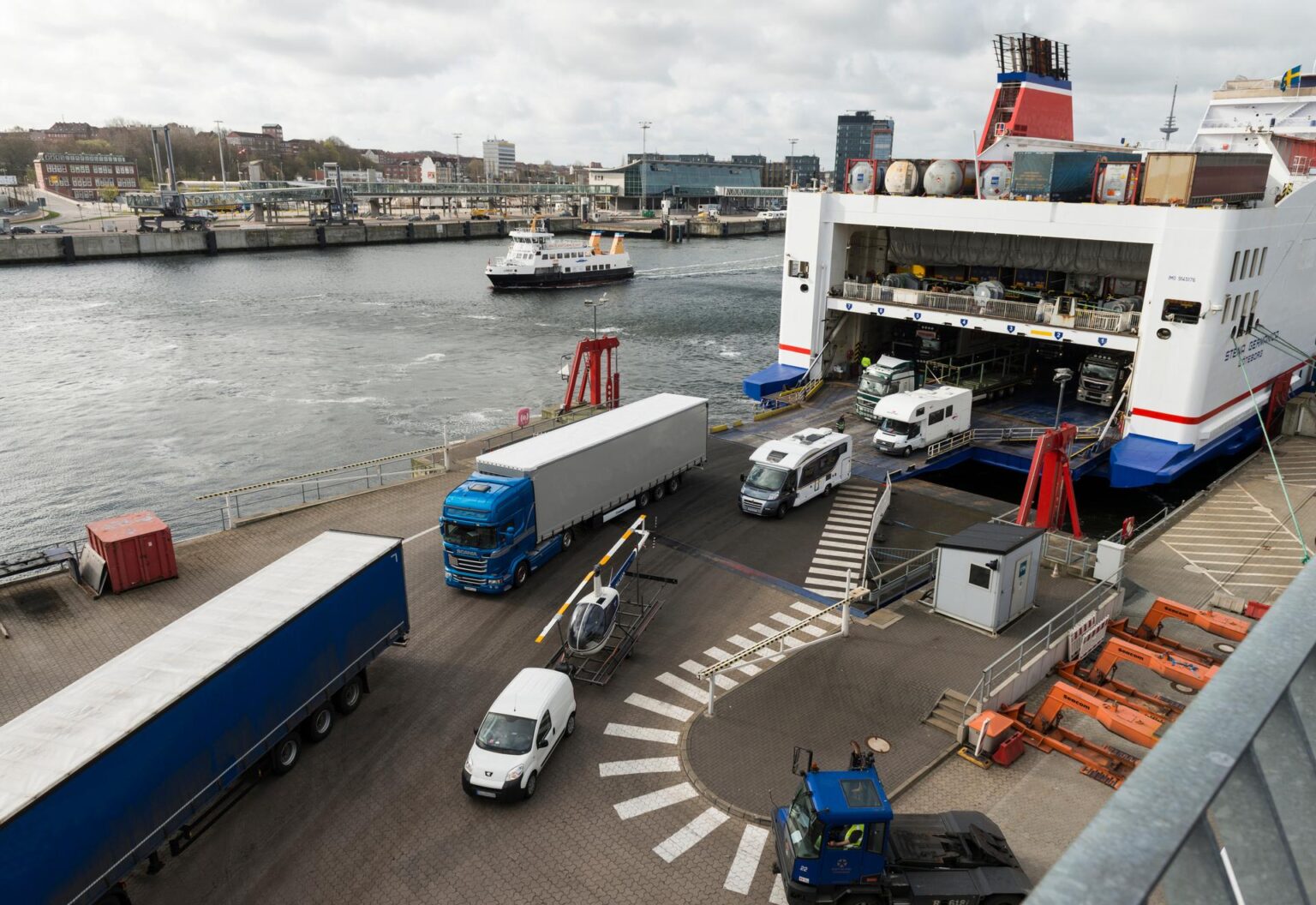 Ferry Harwich - Hook of Harwich - Harwich - Hook of Holland ferries